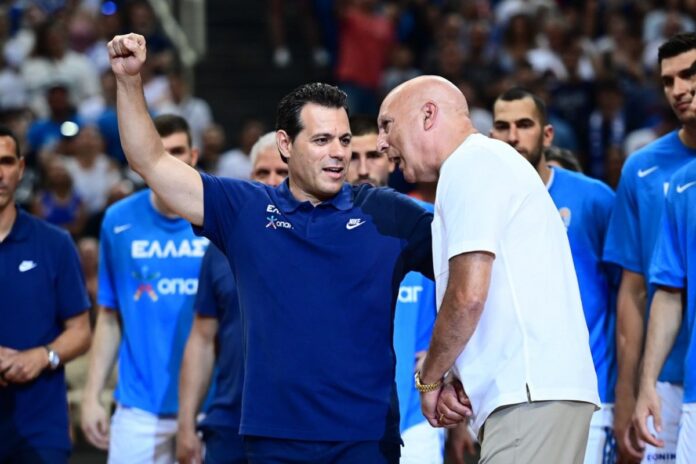 Δάκρυα για τον Νίκο Γκάλη, χαμόγελα για την Εθνική ομάδα - oraiokastro ...